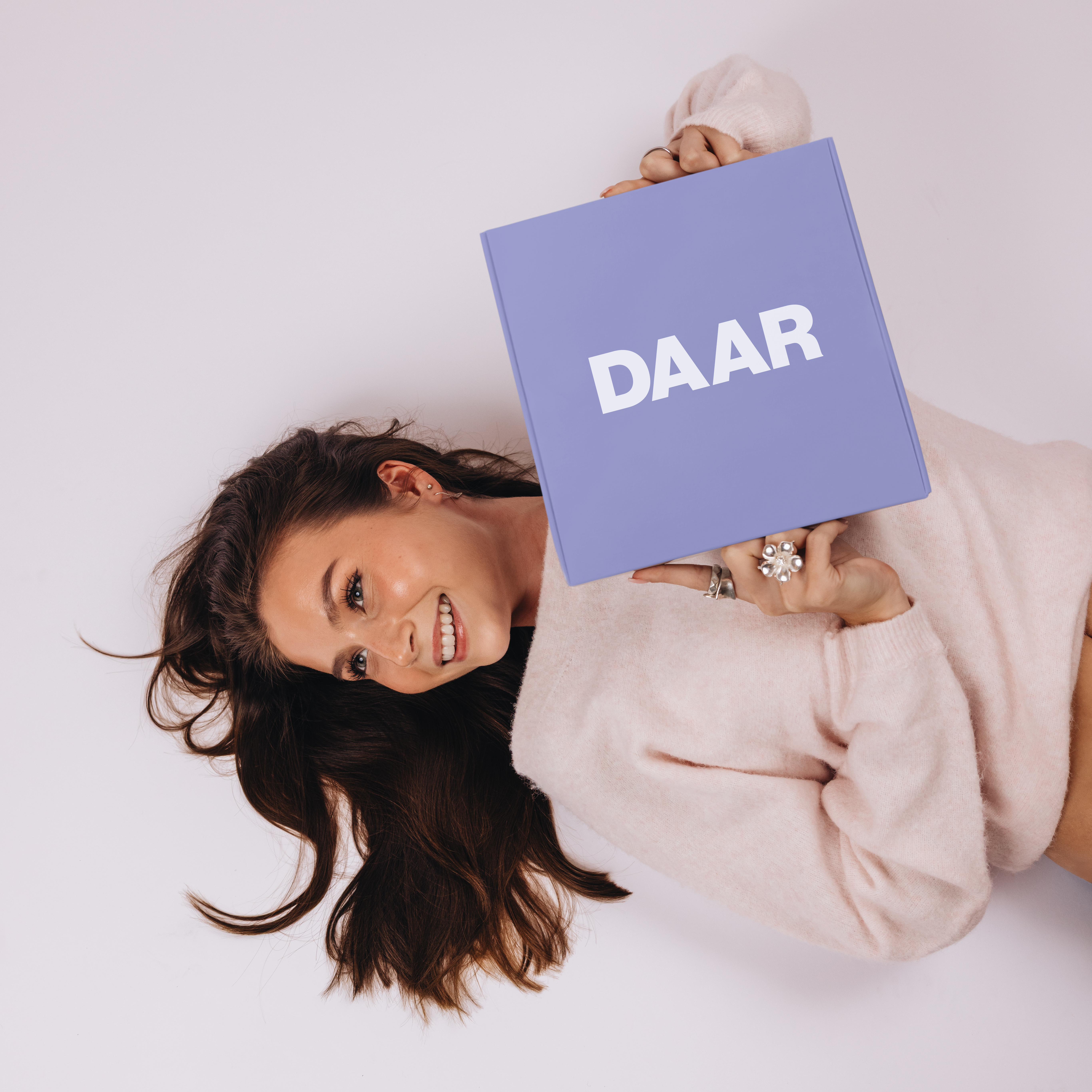 DAAR Cosmetics -with love from Dasha