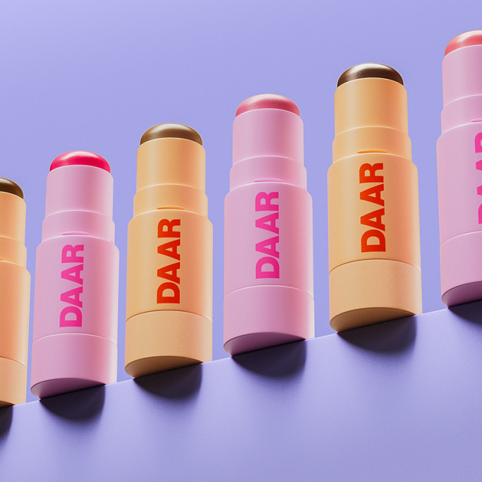 DAAR Cosmetics -with love from Dasha